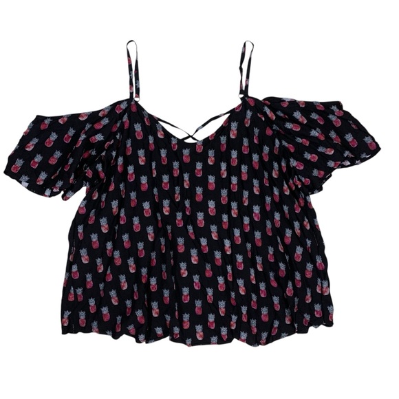 torrid | Tops | Torrid Black Pineapple Cold Shoulder Top 5 5x Plus Size ...